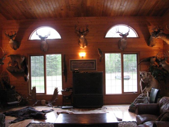 Hunting Lodge in Alberta | Canada Hunting Lodge Slave Lake Area