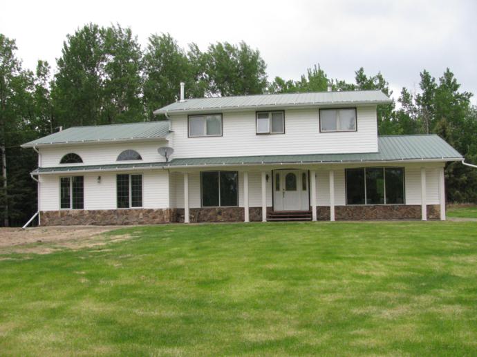 Hunting Lodge in Alberta | Canada Hunting Lodge Slave Lake Area