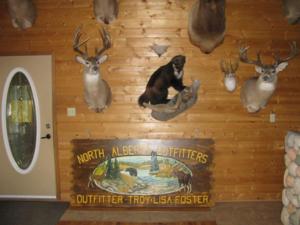 Hunting Lodge in Alberta | Canada Hunting Lodge Slave Lake Area